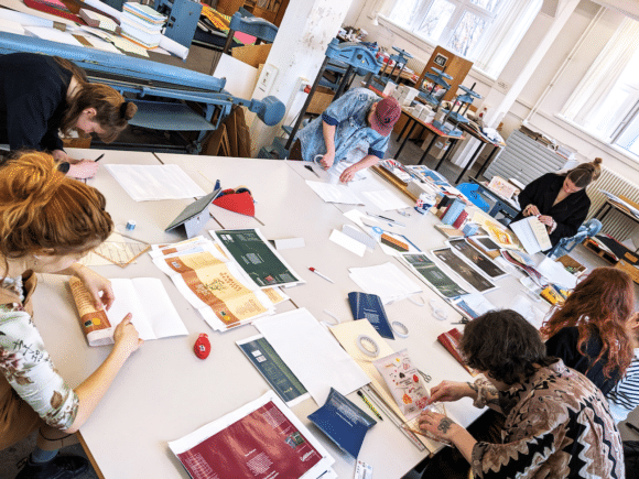 Funny und frische Chipstütendesigns und Markenkonzepte von HBK-Studis ...